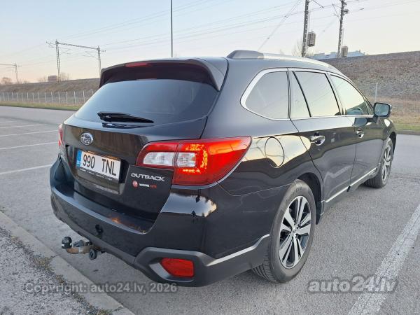 Melns Subaru Outback 2018 Tallina, ar dzinēja tilpumu 2.50 L un nobraukumu 153 tūkst. km par 16990 €, foto 5 vietnē AUTOMOTO.COM.LV