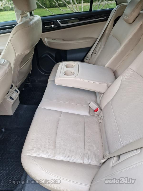 Melns Subaru Outback 2018 Tallina, ar dzinēja tilpumu 2.50 L un nobraukumu 225 tūkst. km par 14199 €, foto 6 vietnē AUTOMOTO.COM.LV