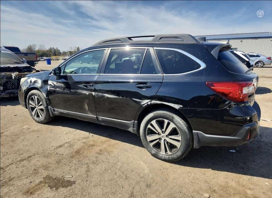 Black Subaru Outback 2018 in Siauliai, with an engine capacity of 3.63 L and mileage of 245 thousand km for 7350 €, photo 3 on AUTOMOTO.COM.LV