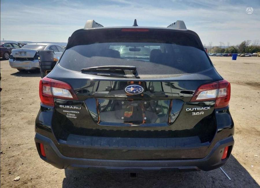 Black Subaru Outback 2018 in Siauliai, with an engine capacity of 3.63 L and mileage of 245 thousand km for 7350 €, photo 7 on AUTOMOTO.COM.LV