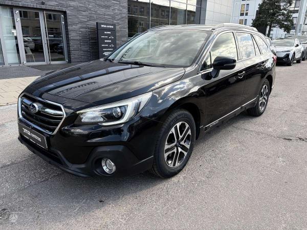 Black Subaru Outback 2018 in Vilnius, with an engine capacity of 2.50 L and mileage of 217 thousand km for 14500 €, photo 1 on AUTOMOTO.COM.LV