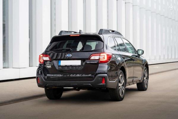 Black Subaru Outback 2019 in Vilnius, with an engine capacity of 0.00 L and mileage of 97 thousand km for 18000 €, photo 8 on AUTOMOTO.COM.LV