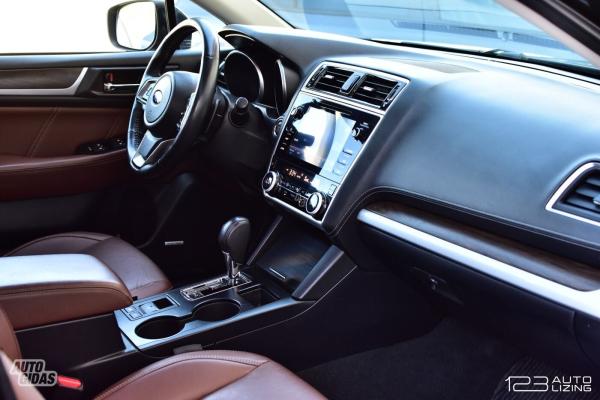 Black Subaru Outback 2019 in Kretinga, with an engine capacity of 3.60 L and mileage of 189 thousand km for 16999 €, photo 2 on AUTOMOTO.COM.LV