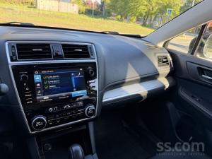 Black Subaru Outback 2019 in Riga, with an engine capacity of 2.50 L and mileage of 119 thousand km for 18900 €, photo 13 on AUTOMOTO.COM.LV
