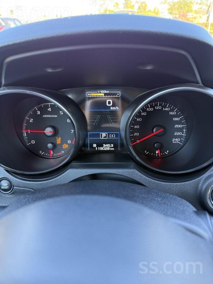 Black Subaru Outback 2019 in Riga, with an engine capacity of 2.50 L and mileage of 119 thousand km for 18900 €, photo 17 on AUTOMOTO.COM.LV