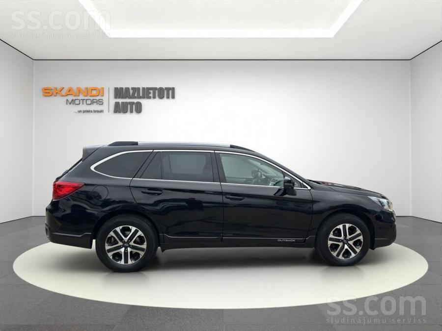 Black Subaru Outback 2019 in Riga, with an engine capacity of 2.50 L and mileage of 119 thousand km for 18490 €, photo 8 on AUTOMOTO.COM.LV