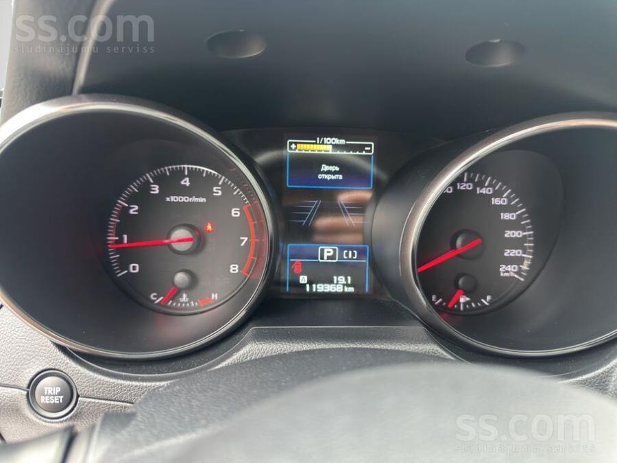 Black Subaru Outback 2019 in Riga, with an engine capacity of 2.50 L and mileage of 119 thousand km for 18490 €, photo 12 on AUTOMOTO.COM.LV