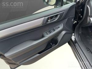 Black Subaru Outback 2019 in Riga, with an engine capacity of 2.50 L and mileage of 119 thousand km for 18490 €, photo 13 on AUTOMOTO.COM.LV