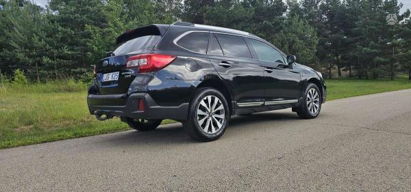 Black Subaru Outback 2019 in Kaunas, with an engine capacity of 3.63 L and mileage of 212 thousand km for 17300 €, photo 3 on AUTOMOTO.COM.LV