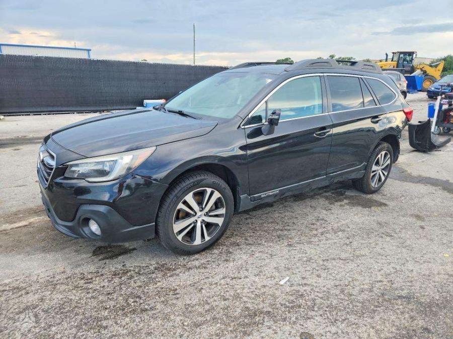 Black Subaru Outback 2019 in Alytus, with an engine capacity of 2.50 L and mileage of 202 thousand km for 5900 €, photo 1 on AUTOMOTO.COM.LV
