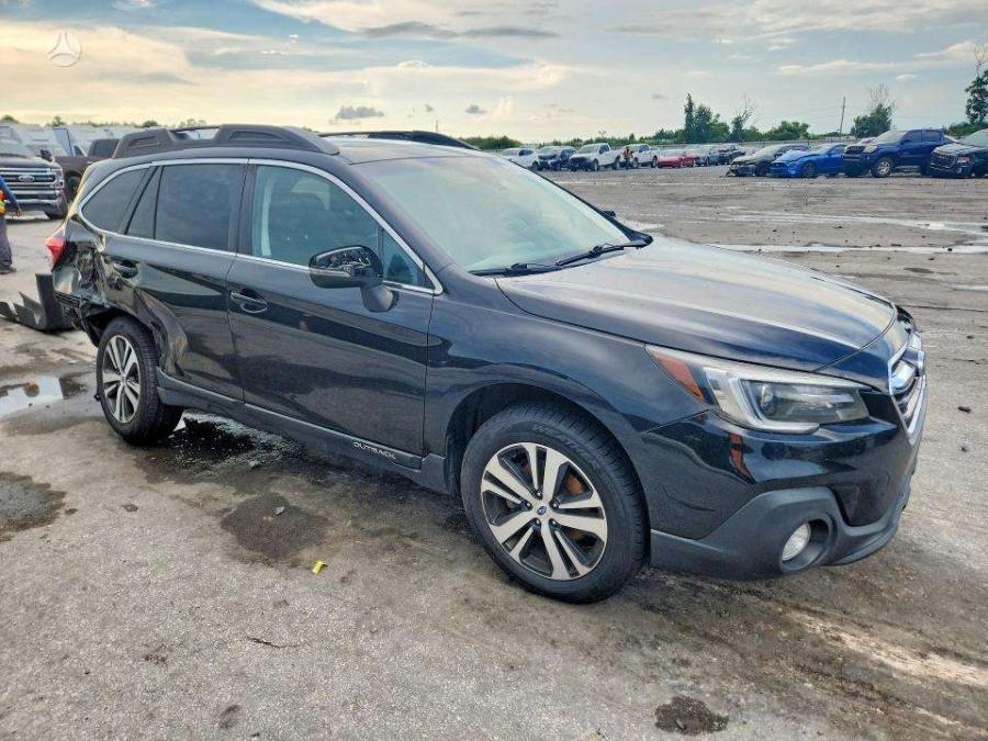 Black Subaru Outback 2019 in Alytus, with an engine capacity of 2.50 L and mileage of 202 thousand km for 5900 €, photo 5 on AUTOMOTO.COM.LV