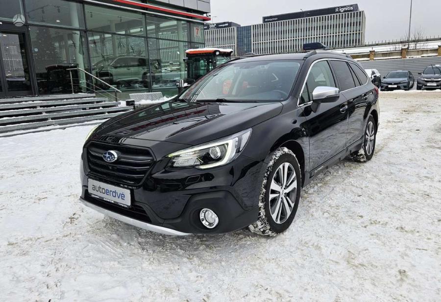 Black Subaru Outback 2020 in Vilnius, with an engine capacity of 2.50 L and mileage of 110 thousand km for 23290 €, photo 1 on AUTOMOTO.COM.LV
