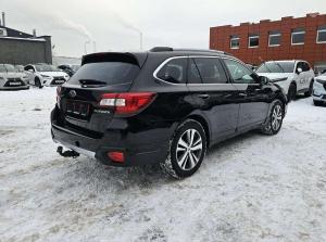 Black Subaru Outback 2020 in Vilnius, with an engine capacity of 2.50 L and mileage of 110 thousand km for 23290 €, photo 3 on AUTOMOTO.COM.LV