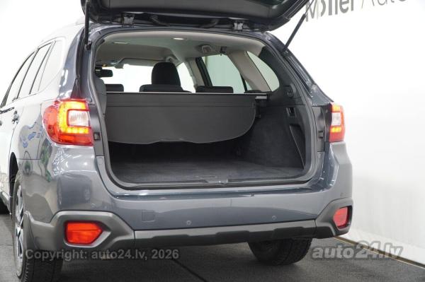 Black Subaru Outback 2020 in Tallinn, with an engine capacity of 2.50 L and mileage of 130 thousand km for 21900 €, photo 7 on AUTOMOTO.COM.LV