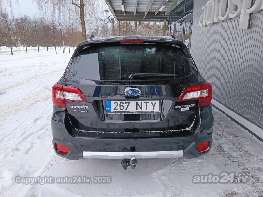 Black Subaru Outback 2021 in Tallinn, with an engine capacity of 2.50 L and mileage of 50 thousand km for 23990 €, photo 4 on AUTOMOTO.COM.LV