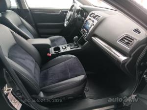 Black Subaru Outback 2021 in Tallinn, with an engine capacity of 2.50 L and mileage of 50 thousand km for 23990 €, photo 9 on AUTOMOTO.COM.LV