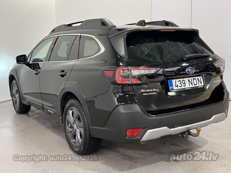 Melns Subaru Outback 2022 Tallina, ar dzinēja tilpumu 2.50 L un nobraukumu 202 tūkst. km par 19400 €, foto 5 vietnē AUTOMOTO.COM.LV