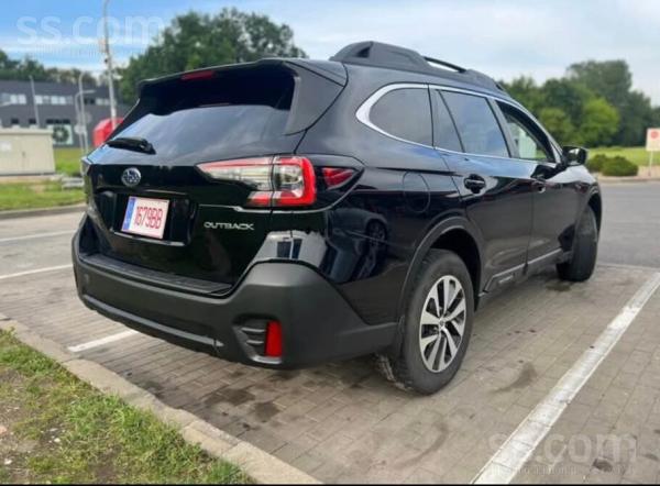 Black Subaru Outback 2022 in Tallinn, with an engine capacity of 2.50 L and mileage of 77 thousand km for 21900 €, photo 2 on AUTOMOTO.COM.LV