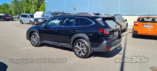 Black Subaru Outback 2022 in Tallinn, with an engine capacity of 2.50 L and mileage of 96 thousand km for 30900 €, photo 8 on AUTOMOTO.COM.LV