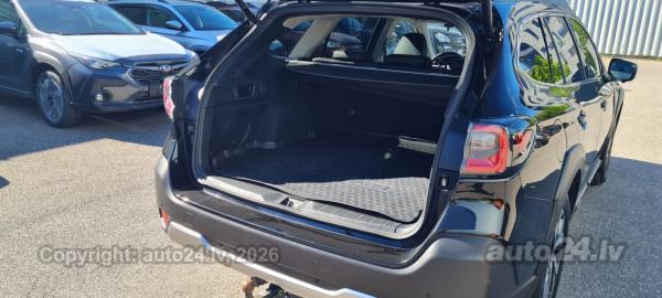 Black Subaru Outback 2022 in Tallinn, with an engine capacity of 2.50 L and mileage of 96 thousand km for 30900 €, photo 10 on AUTOMOTO.COM.LV