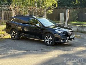Melns Subaru Outback 2022 Rīga, ar dzinēja tilpumu 2.50 L un nobraukumu 84 tūkst. km par 24299 €, foto  vietnē AUTOMOTO.COM.LV