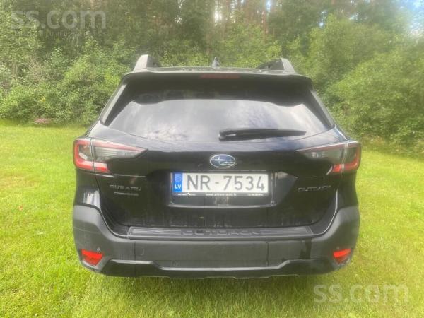 Black Subaru Outback 2023 in Riga, with an engine capacity of 2.50 L and mileage of 73 thousand km for 26300 €, photo 2 on AUTOMOTO.COM.LV