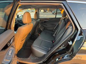 Melns Subaru Outback 2024 Tallina, ar dzinēja tilpumu 2.50 L un nobraukumu 35 tūkst. km par 32420 €, foto 9 vietnē AUTOMOTO.COM.LV