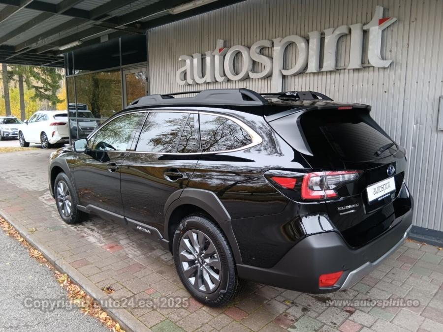 Black Subaru Outback 2025 in Tallinn, with an engine capacity of 2.50 L and mileage of 10 thousand km for 37990 €, photo 3 on AUTOMOTO.COM.LV