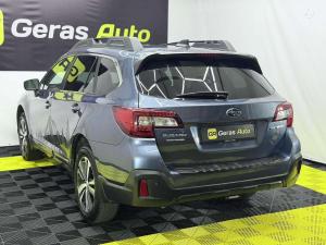 Blue Subaru Outback 2018 in Vilnius, with an engine capacity of 2.50 L and mileage of 134 thousand km for 15390 €, photo 6 on AUTOMOTO.COM.LV