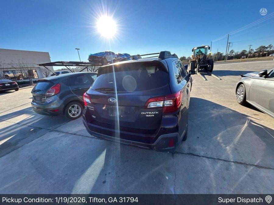 Blue Subaru Outback 2018 in Vilnius, with an engine capacity of 3.60 L and mileage of 188 thousand km for 8200 €, photo 16 on AUTOMOTO.COM.LV