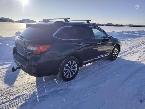 Blue Subaru Outback 2018 in Klaipeda, with an engine capacity of 3.60 L and mileage of 103 thousand km for 15900 €, photo 2 on AUTOMOTO.COM.LV