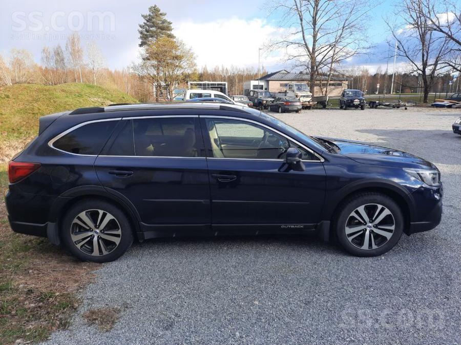 Blue Subaru Outback 2019 in Valmiera, with an engine capacity of 2.50 L and mileage of 176 thousand km for 19099 €, photo 3 on AUTOMOTO.COM.LV
