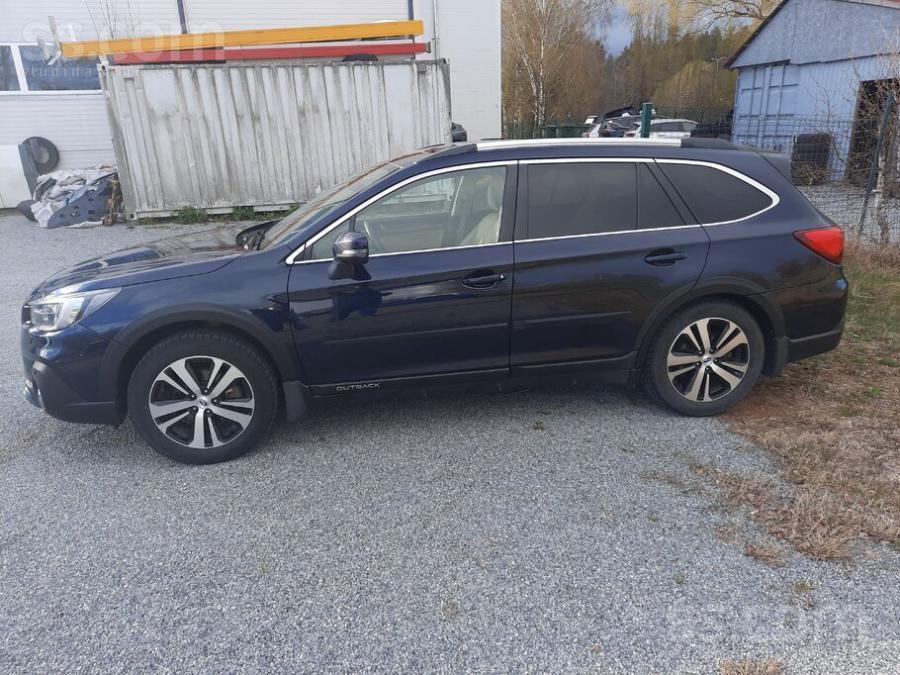 Blue Subaru Outback 2019 in Valmiera, with an engine capacity of 2.50 L and mileage of 176 thousand km for 19099 €, photo 5 on AUTOMOTO.COM.LV