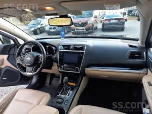 Blue Subaru Outback 2019 in Valmiera, with an engine capacity of 2.50 L and mileage of 176 thousand km for 19099 €, photo 11 on AUTOMOTO.COM.LV