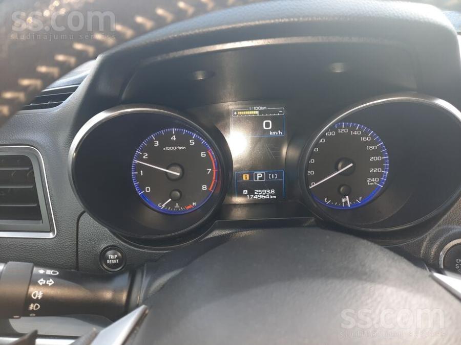 Blue Subaru Outback 2019 in Valmiera, with an engine capacity of 2.50 L and mileage of 176 thousand km for 19099 €, photo 14 on AUTOMOTO.COM.LV