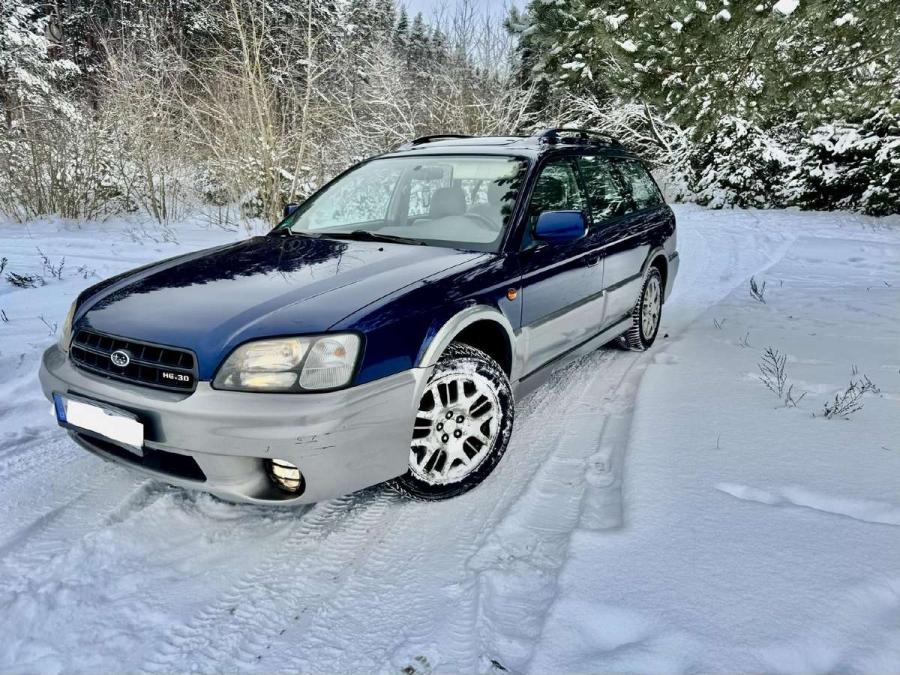 Blue Subaru Outback 2002 in Vilnius, with an engine capacity of 3.00 L and mileage of 267 thousand km for 1950 €, photo 1 on AUTOMOTO.COM.LV