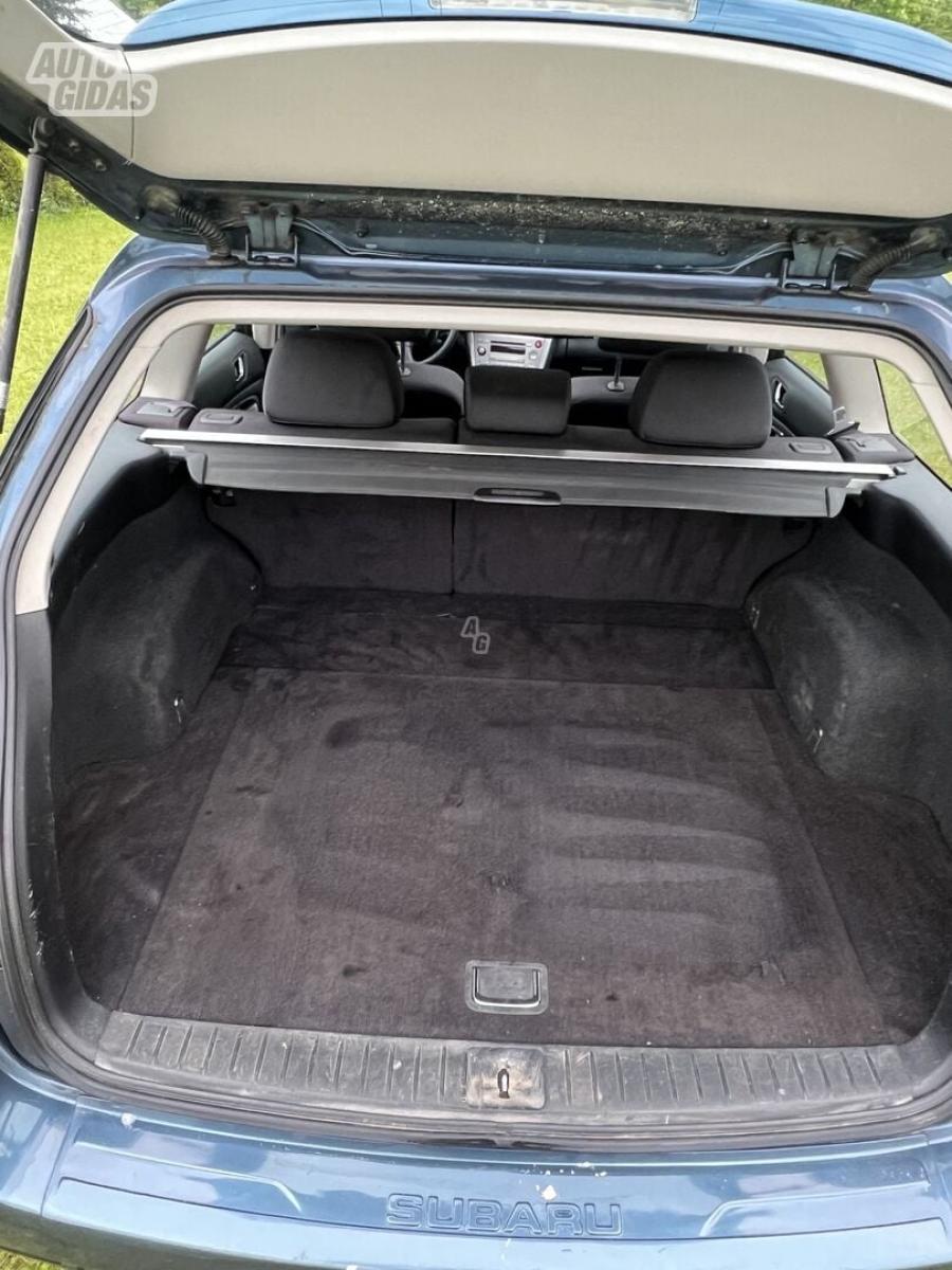Zils Subaru Outback 2004 Kauņa, ar dzinēja tilpumu 2.50 L un nobraukumu 260 tūkst. km par 2200 €, foto 8 vietnē AUTOMOTO.COM.LV