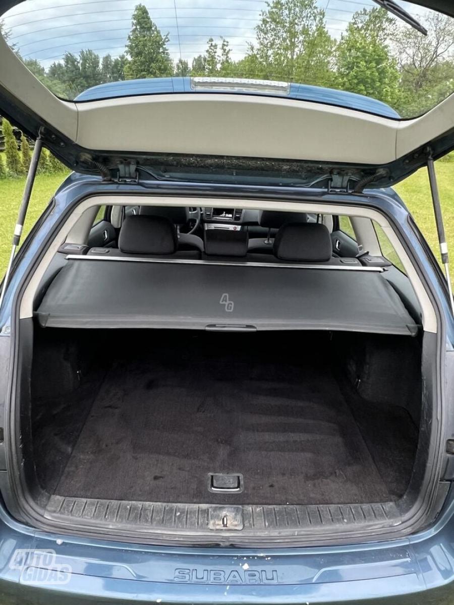 Zils Subaru Outback 2004 Kauņa, ar dzinēja tilpumu 2.50 L un nobraukumu 260 tūkst. km par 2200 €, foto 9 vietnē AUTOMOTO.COM.LV