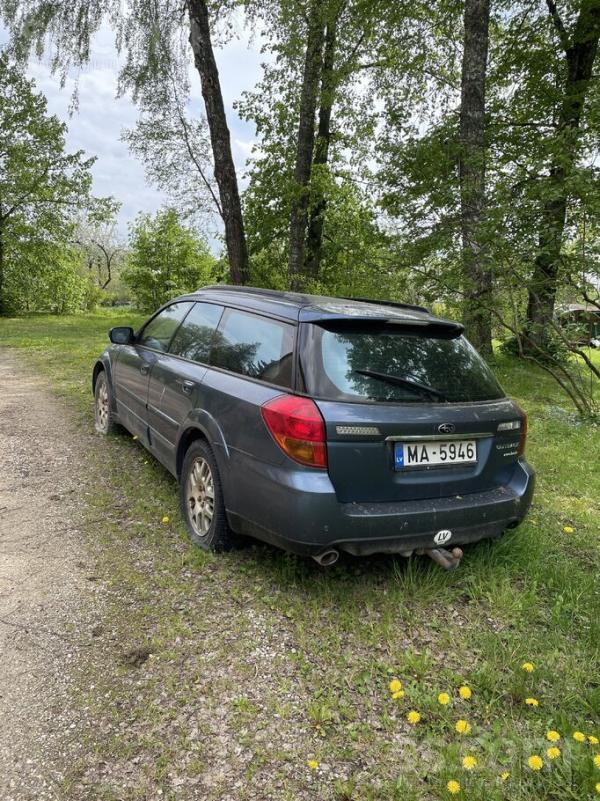 Blue Subaru Outback 2005 in Cesis, with an engine capacity of 2.50 L and mileage of 453 thousand km for 1200 €, photo 2 on AUTOMOTO.COM.LV