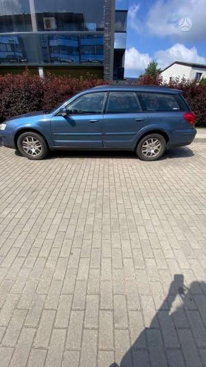 Blue Subaru Outback 2005 in Vilnius, with an engine capacity of 2.46 L and mileage of 357 thousand km for 2500 €, photo  on AUTOMOTO.COM.LV