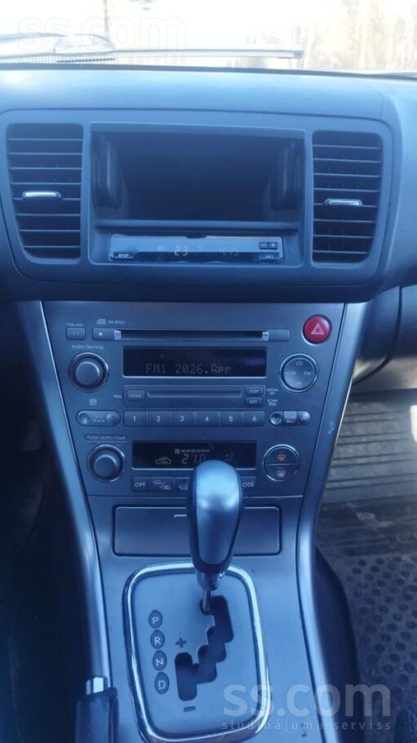 Zils Subaru Outback 2005 Valmiera, ar dzinēja tilpumu 2.50 L un nobraukumu 302 tūkst. km par 1600 €, foto 7 vietnē AUTOMOTO.COM.LV