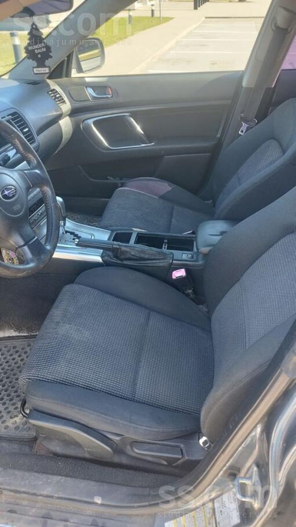 Zils Subaru Outback 2005 Valmiera, ar dzinēja tilpumu 2.50 L un nobraukumu 302 tūkst. km par 1600 €, foto 8 vietnē AUTOMOTO.COM.LV