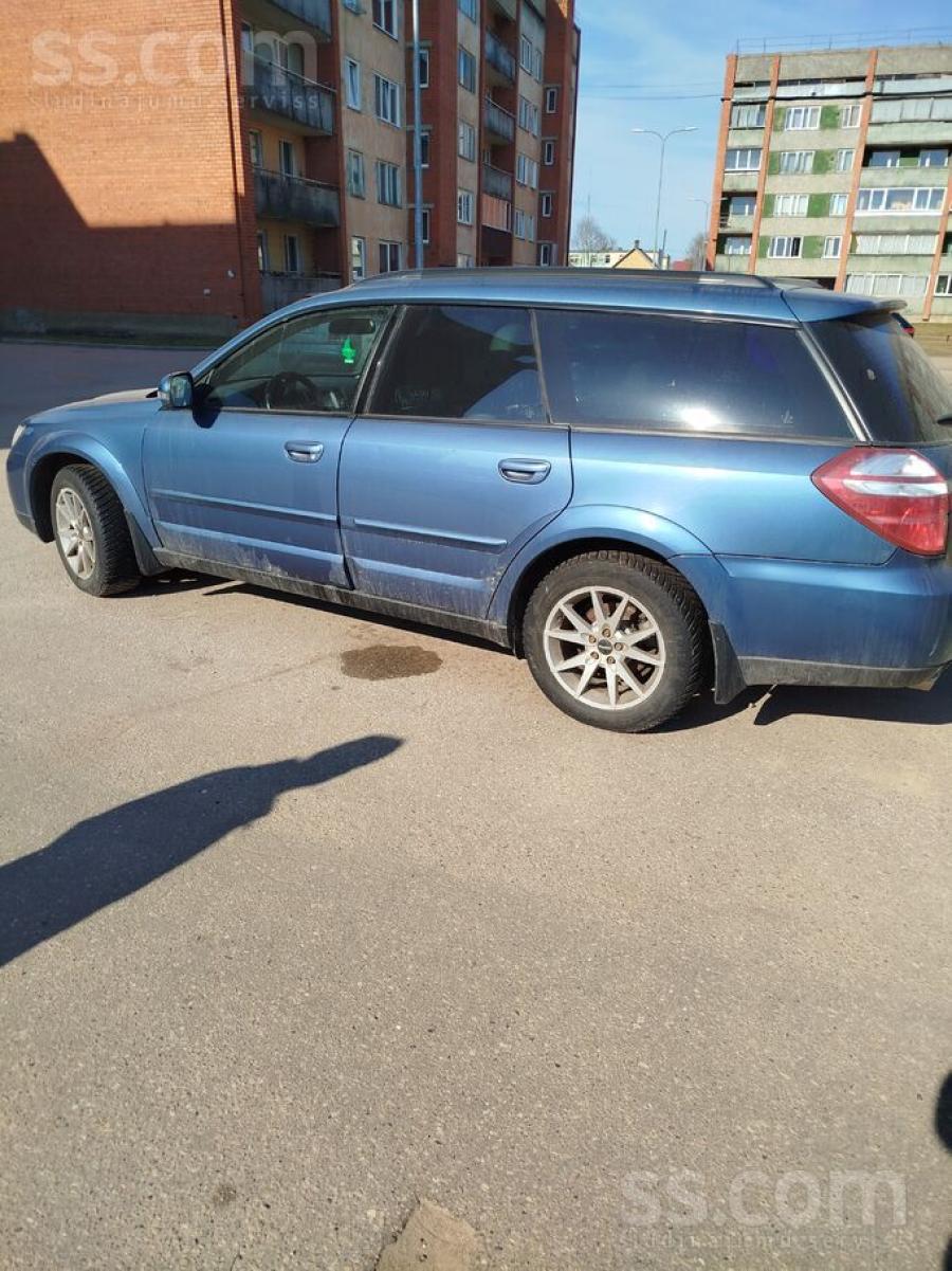Zils Subaru Outback 2007 Krāslava, ar dzinēja tilpumu 3.00 L un nobraukumu 273 tūkst. km par 600 €, foto 5 vietnē AUTOMOTO.COM.LV