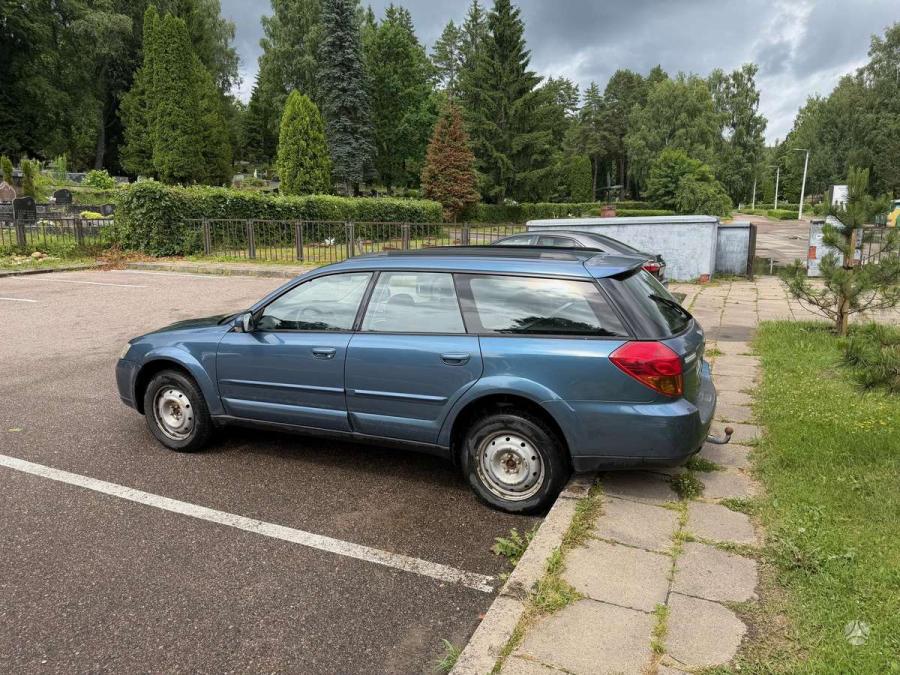 Blue Subaru Outback 2007 in Vilnius, with an engine capacity of 0.00 L and mileage of 290 thousand km for 1500 €, photo 4 on AUTOMOTO.COM.LV