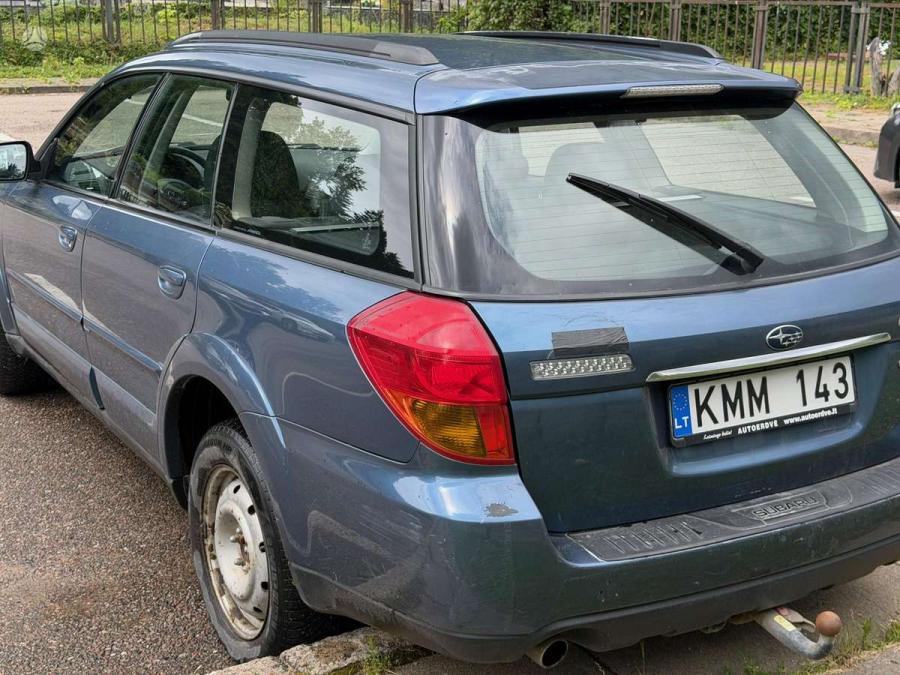 Blue Subaru Outback 2007 in Vilnius, with an engine capacity of 0.00 L and mileage of 290 thousand km for 1500 €, photo 5 on AUTOMOTO.COM.LV