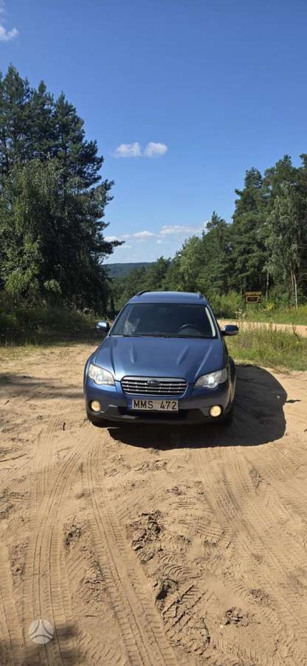 Blue Subaru Outback 2007 in Vilnius, with an engine capacity of 2.46 L and mileage of 305 thousand km for 3800 €, photo 1 on AUTOMOTO.COM.LV