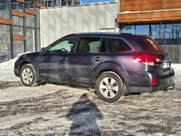 Zils Subaru Outback 2009 Kauņa, ar dzinēja tilpumu 2.50 L un nobraukumu 240 tūkst. km par 3490 €, foto 4 vietnē AUTOMOTO.COM.LV