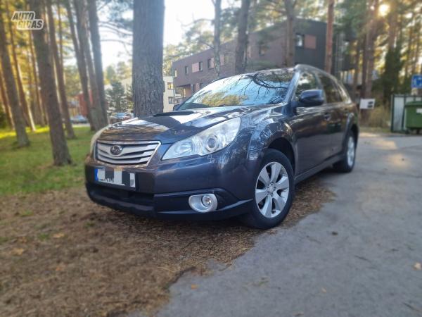 Blue Subaru Outback 2009 in Klaipeda, with an engine capacity of 2.00 L and mileage of 236 thousand km for 2599 €, photo 2 on AUTOMOTO.COM.LV