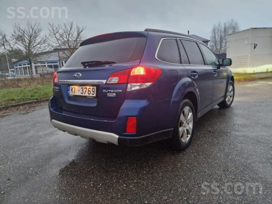 Blue Subaru Outback 2010 in Jekabpils, with an engine capacity of 2.00 L and mileage of 348 thousand km for 3600 €, photo 3 on AUTOMOTO.COM.LV