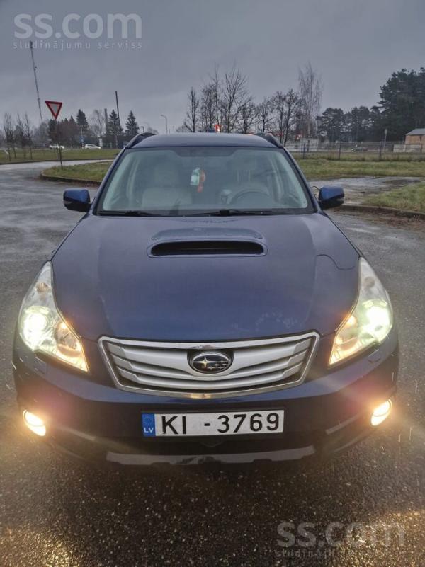 Blue Subaru Outback 2010 in Jekabpils, with an engine capacity of 2.00 L and mileage of 348 thousand km for 3600 €, photo 5 on AUTOMOTO.COM.LV